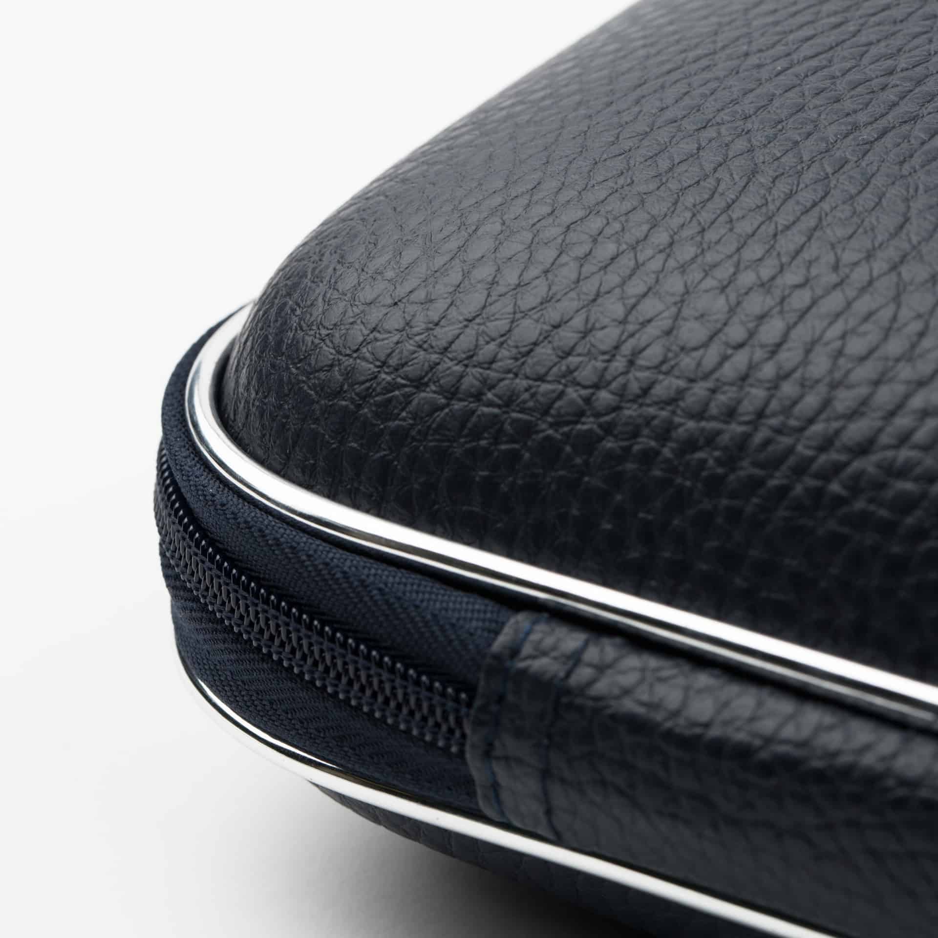 AC009-3 | Blue & White Company